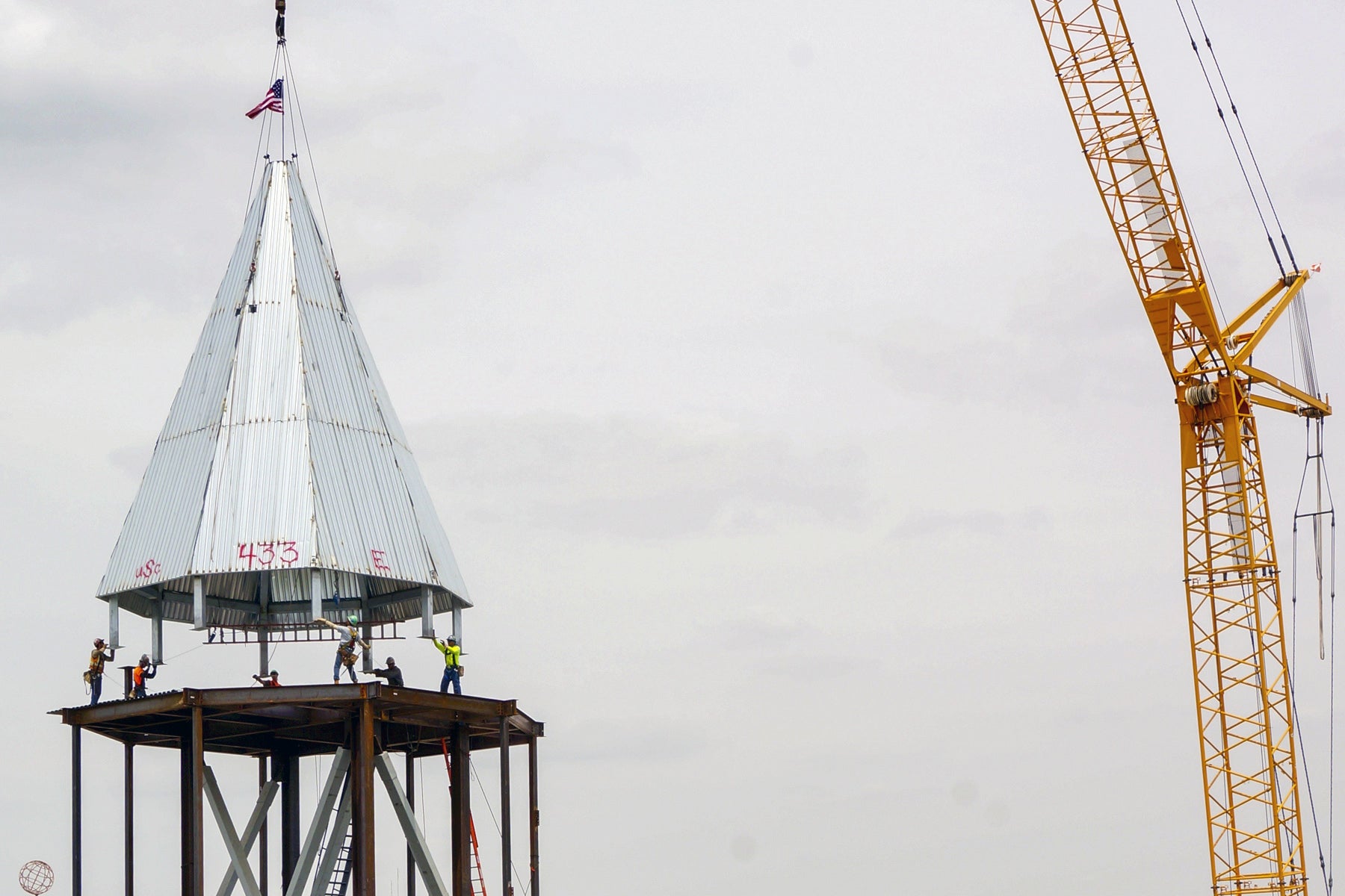Fertitta Hall project reaches new heights - USC Today