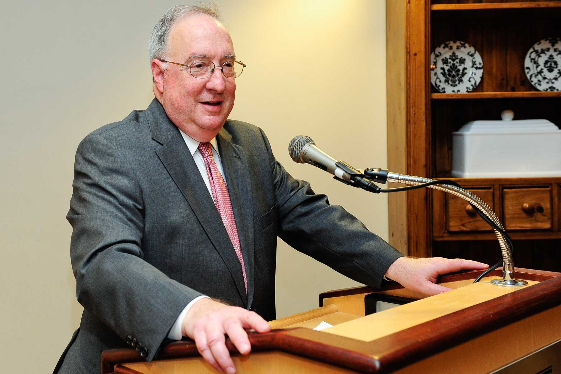 USC scholar looks at the future of diplomacy - USC Today