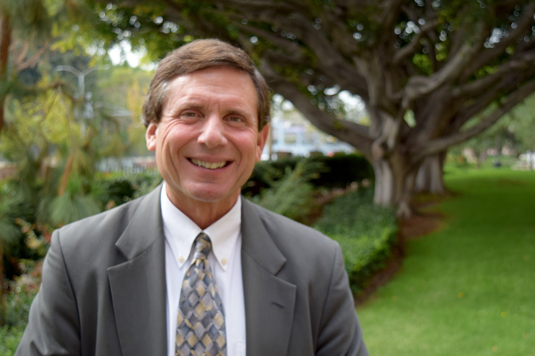 USC launches new center to help businesses deal with global trade ...