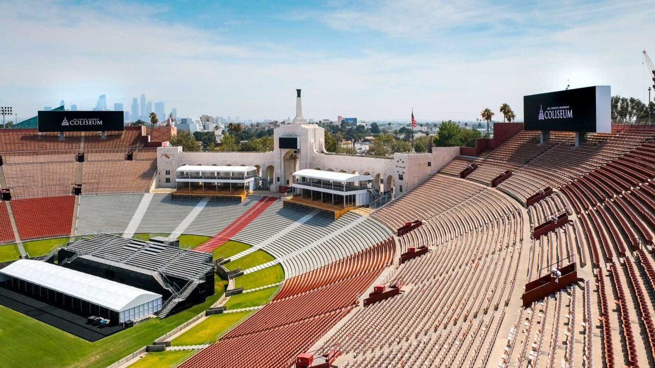 Football Saturdays bring game-day fun to USC campus and the Coliseum ...