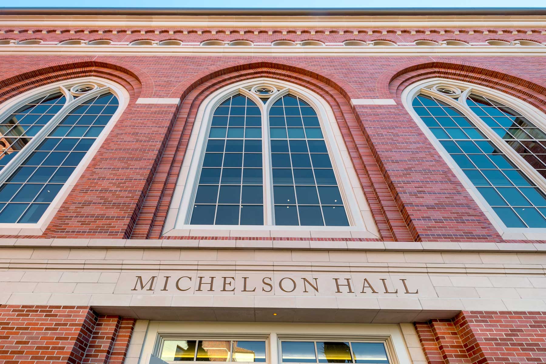 USC’s Michelson Hall, a hub for biotech research, is ready to change ...