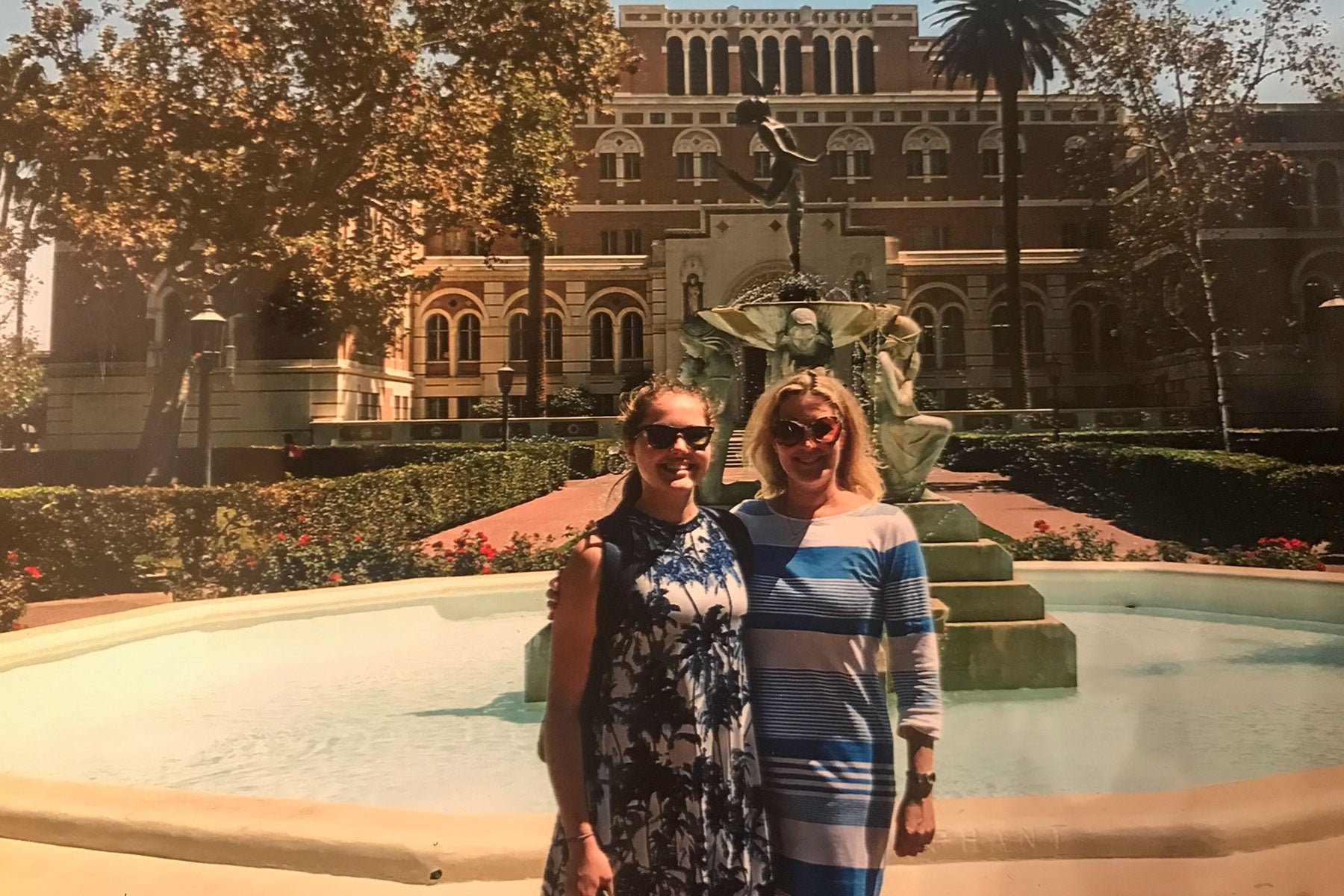 Former USC student helps other Trojans finish their degree