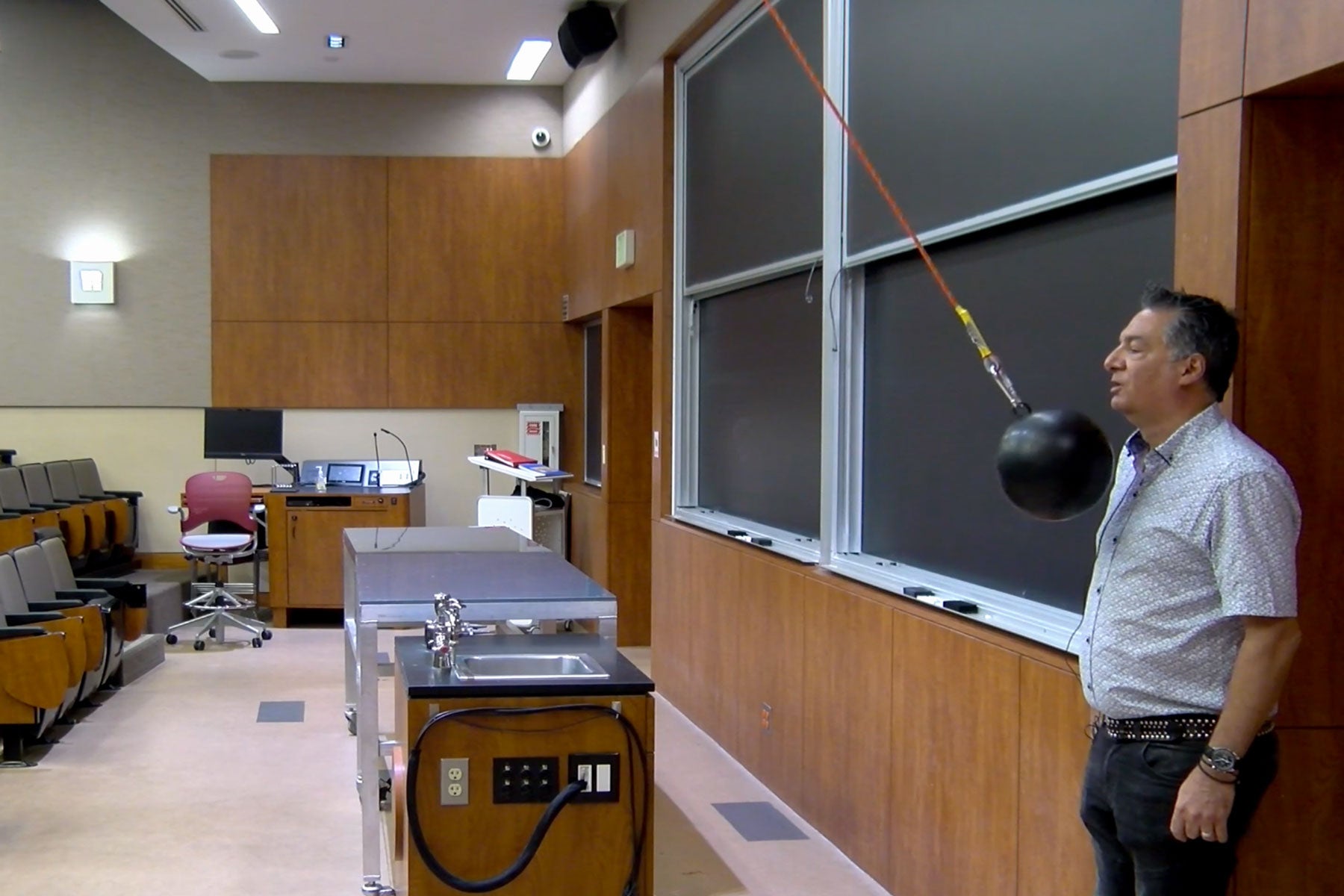 Physics festival for middle schoolers offers a glimpse into a scientist ...