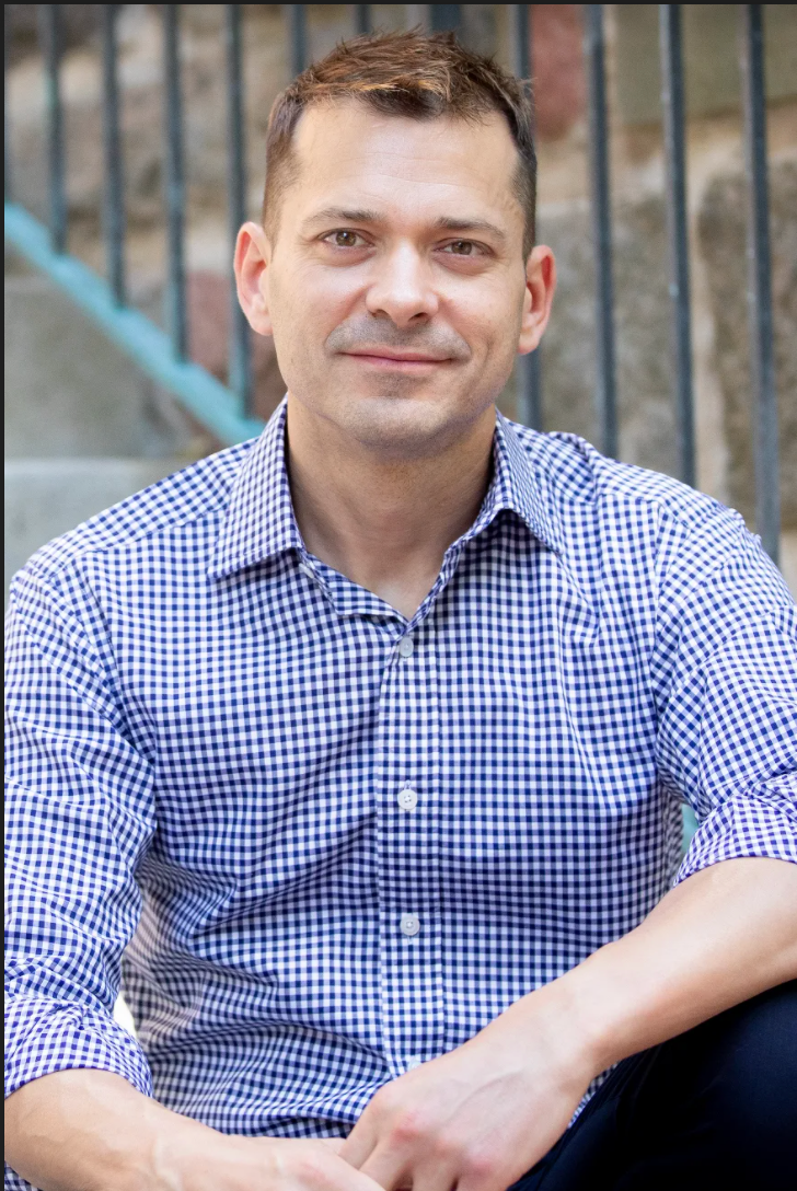 Joseph Árvai - USC Today