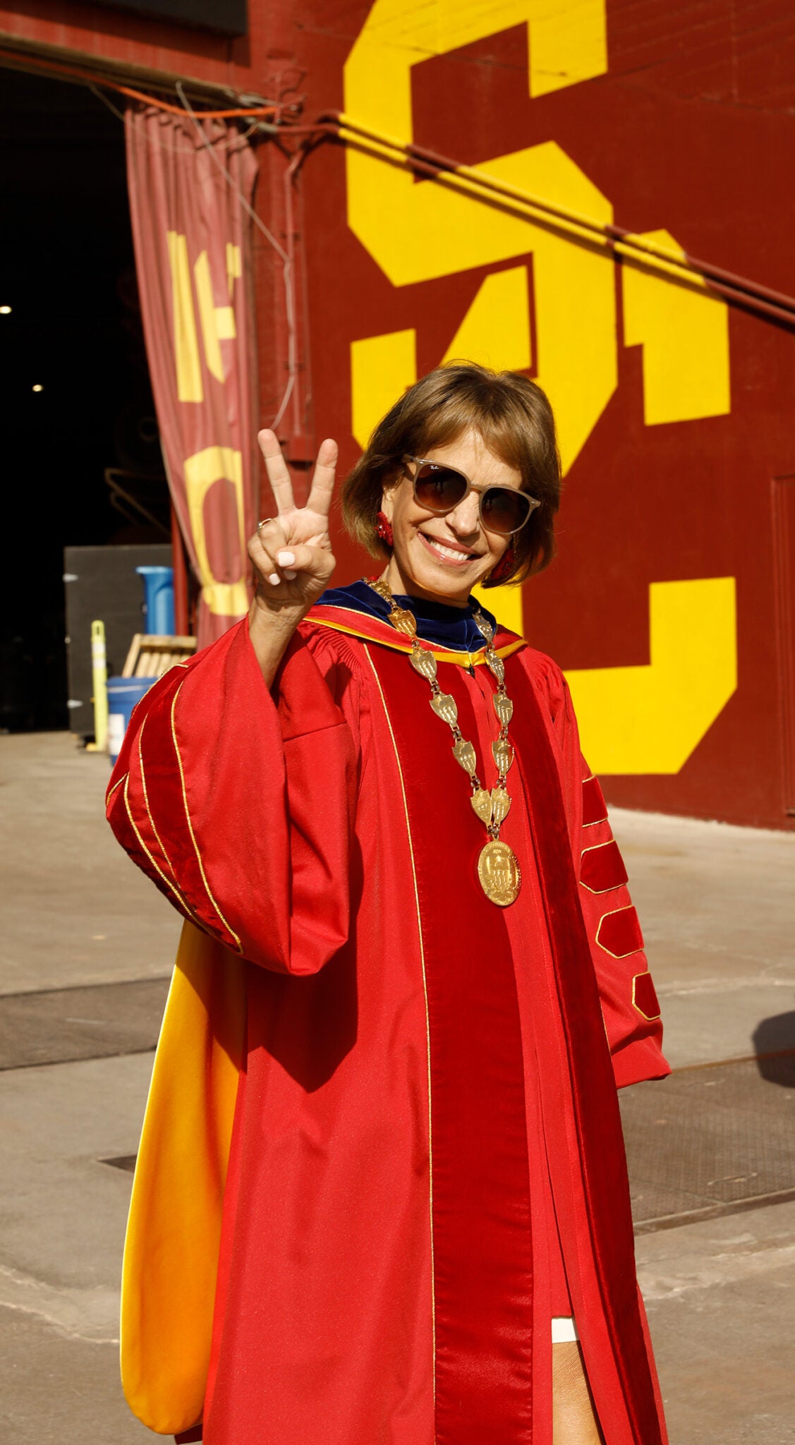 USC welcomes newest Trojans at Coliseum convocation