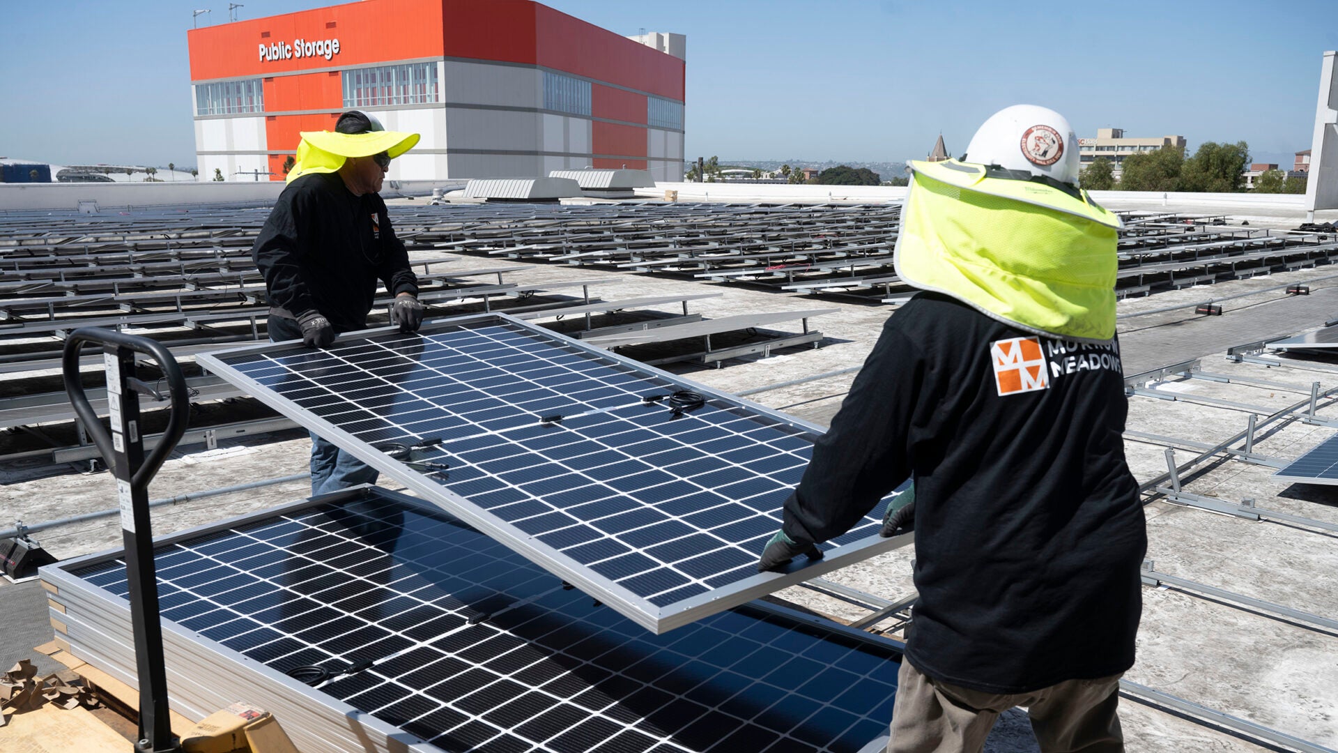 USC’s largest solar installation nears completion — USC News